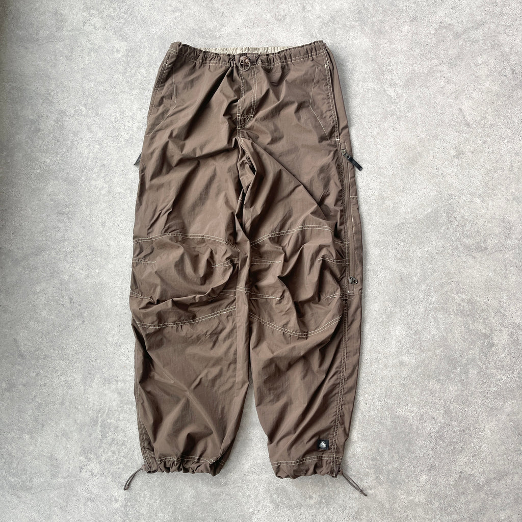 Nike ACG 2000s lightweight technical parachute pants (S) – Linear Store