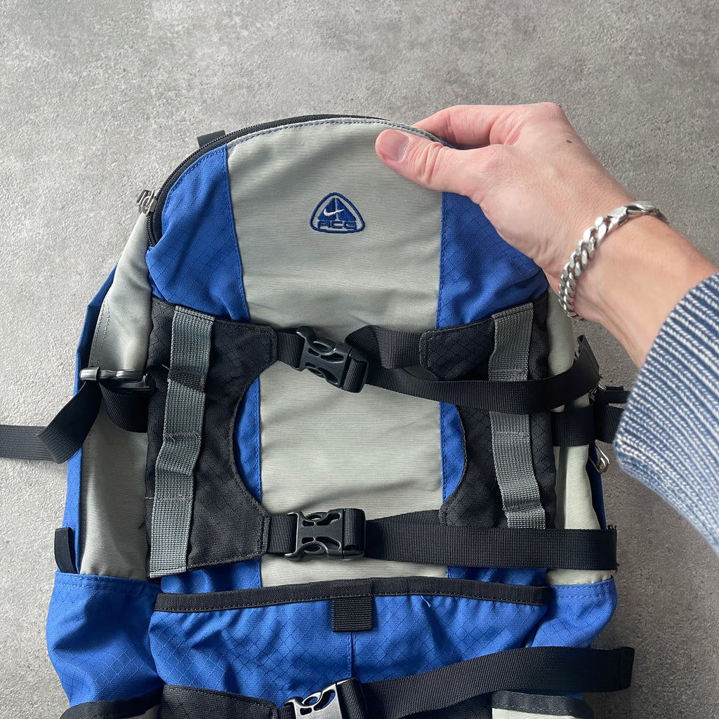 Nike ACG 1990s 40L technical backpack (22”x15”) – Linear Store
